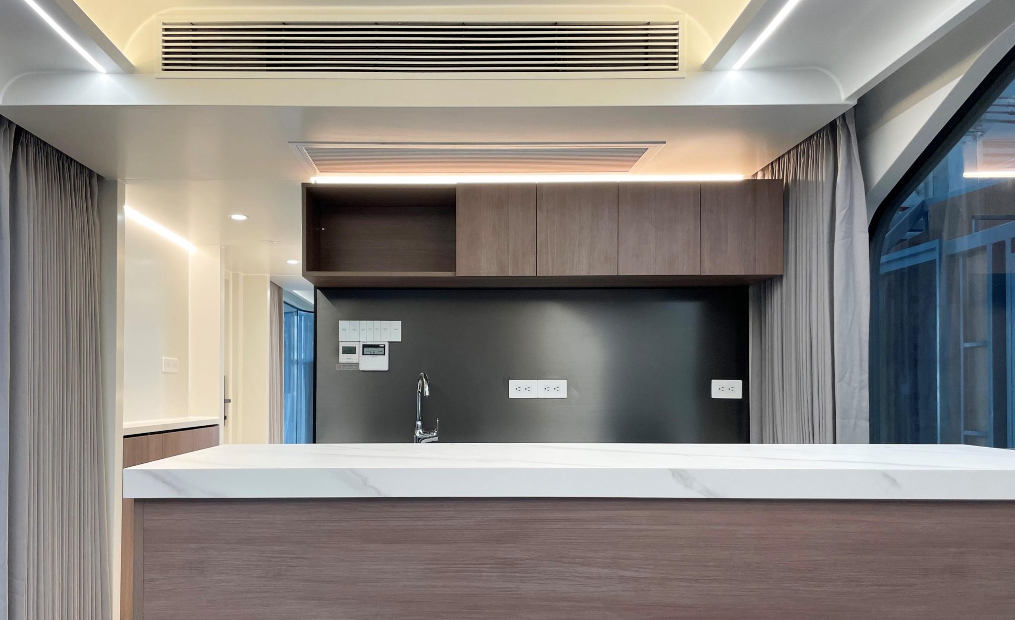 Vessel E9 - Vessel International LTD